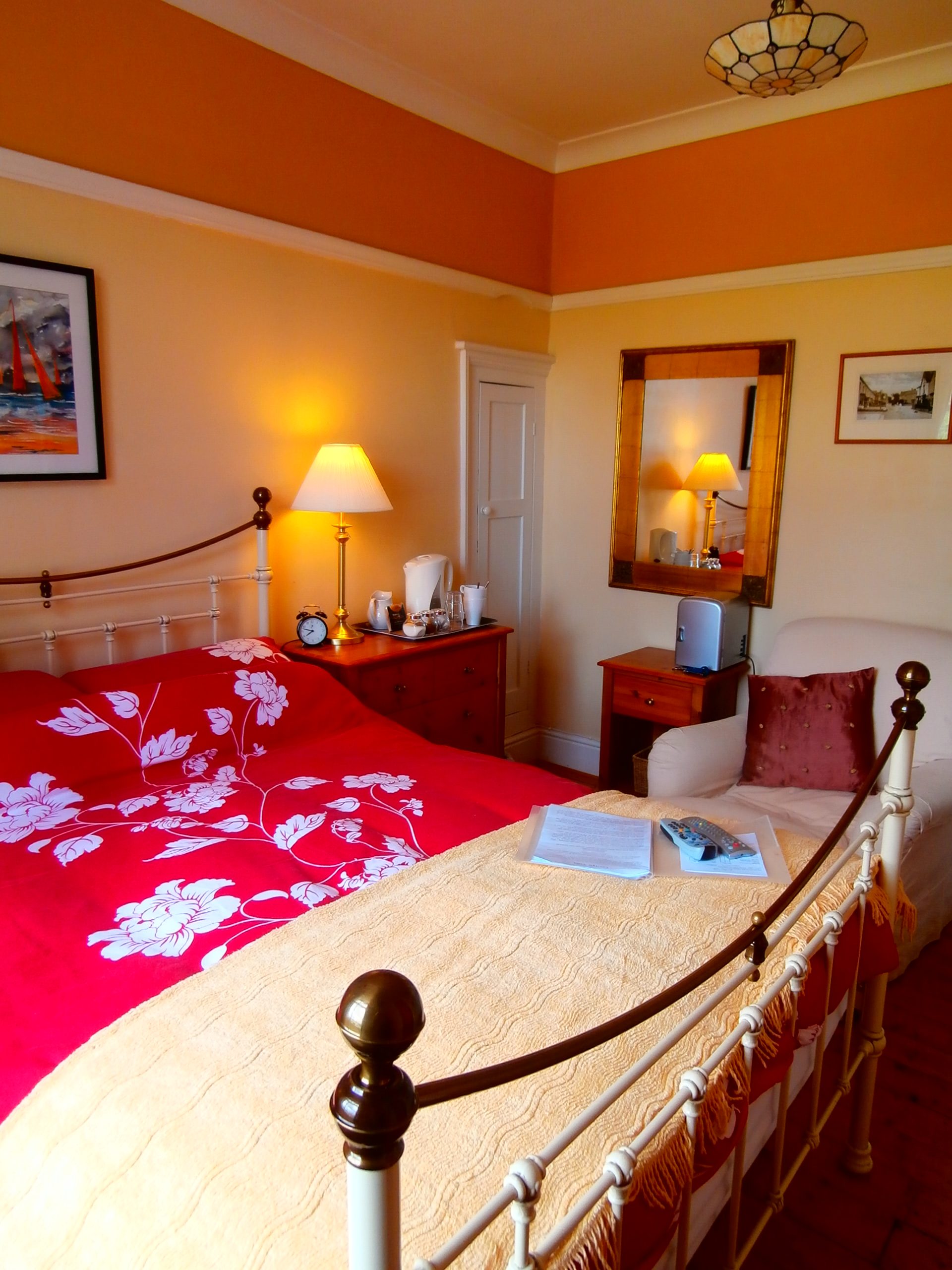 Cerdyn Villa Guesthouse - Come and Stay